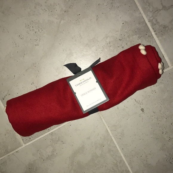 Threshold | Accents | Threshold Red Table Runner Nwt | Poshmark